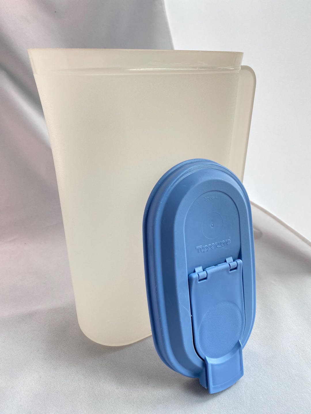 Retro Tupperware Classic Thin 2QT Pitcher With Blue Lid - Etsy