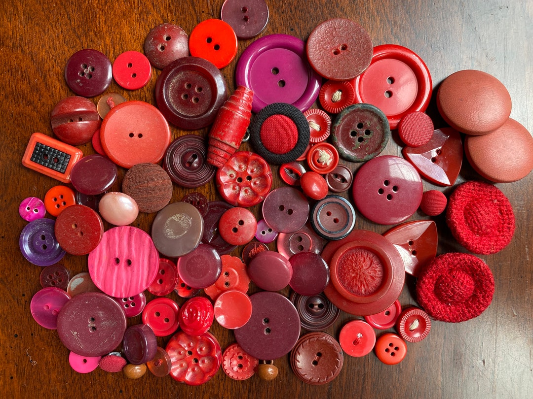 Variety of Red Vintage Buttons - Etsy