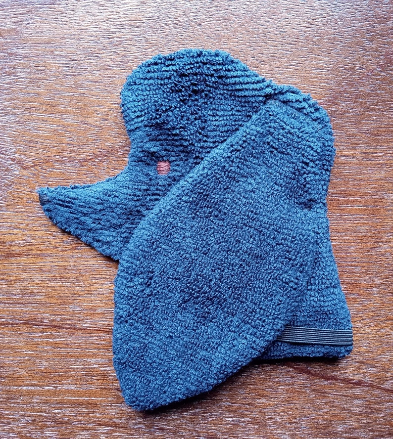 Black Poodle Shaped Microfiber Glasses Cleaning Cloth, Smudge Dog ...