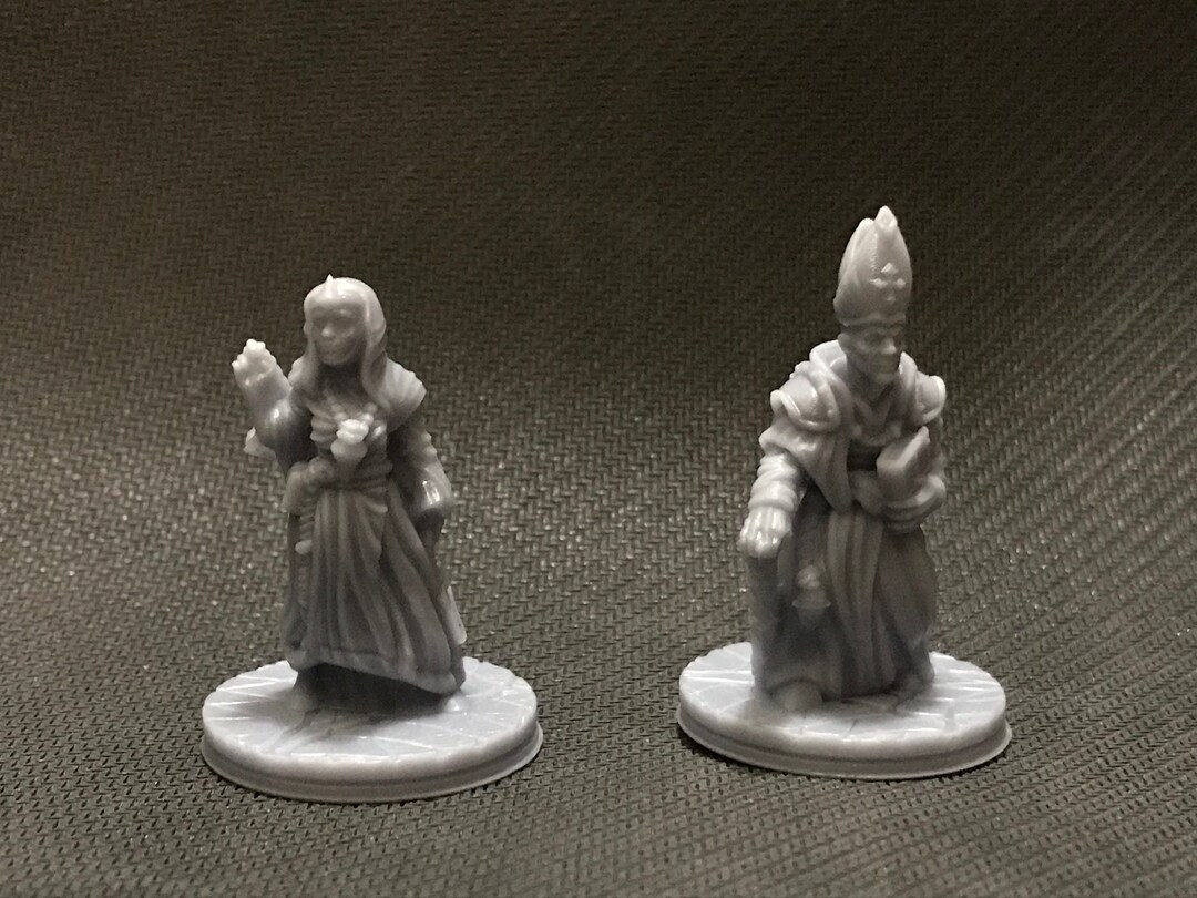 Cardinal and Devout Nun Set - Etsy