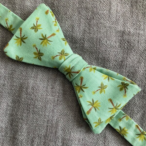 Palm Tree Bow Tie - Etsy