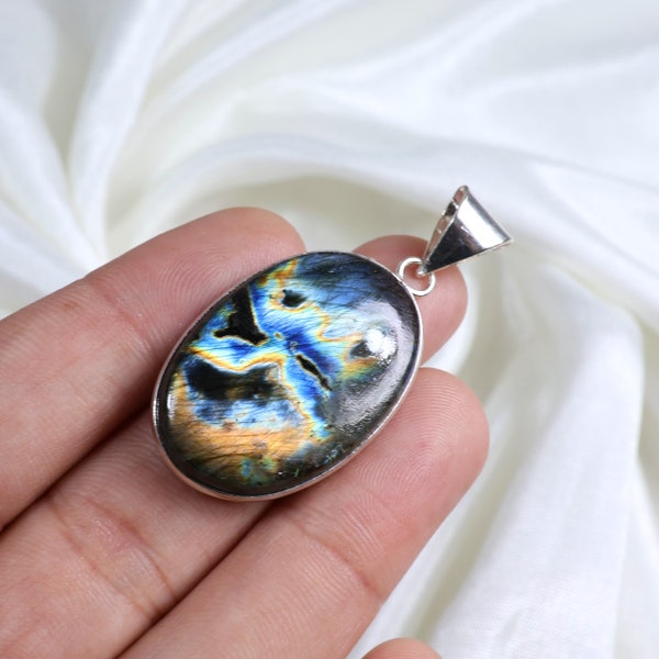 Spectrolite Pendant - Etsy