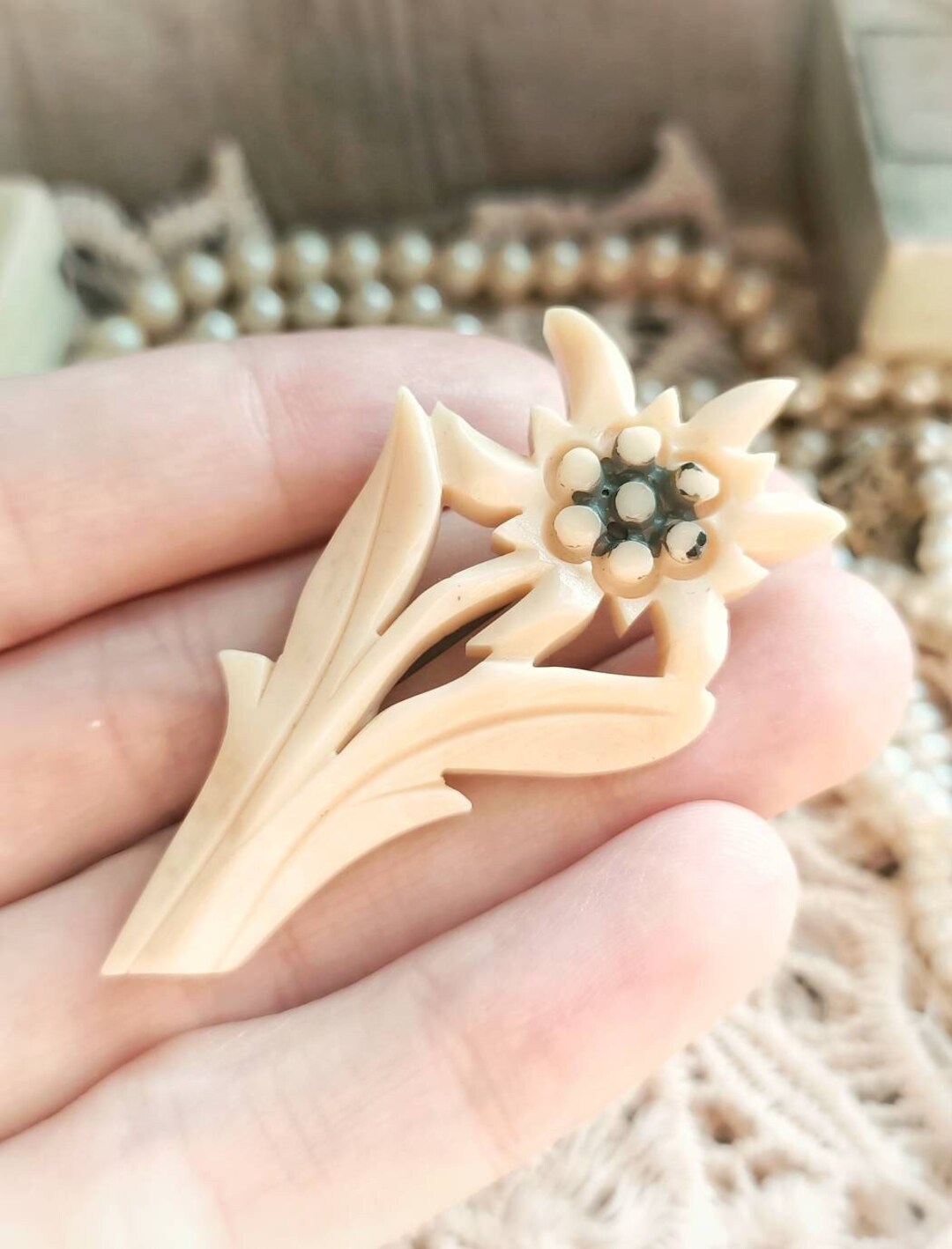 Beautiful French Vintage C1930s Big Edelweiss Galalith Brooch, Antique ...