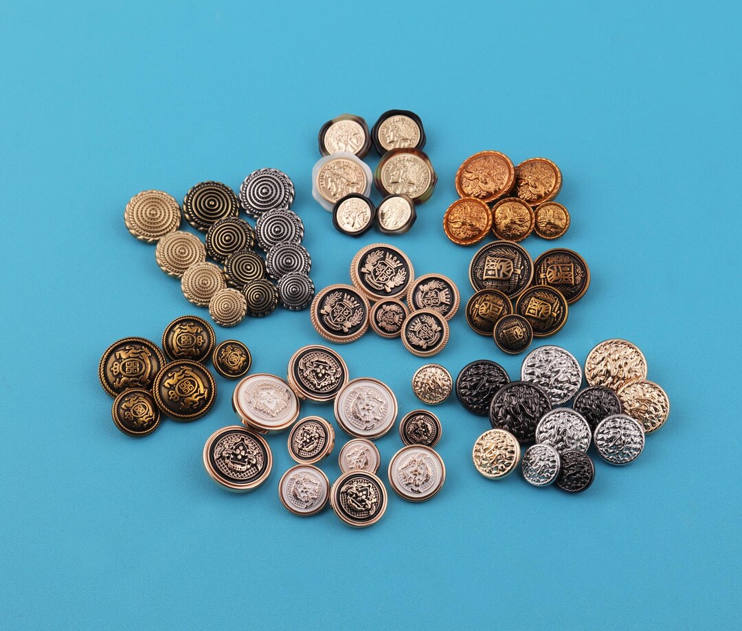 Metal Buttons : Various Types and Styles of Buttons, Fashion Coat ...