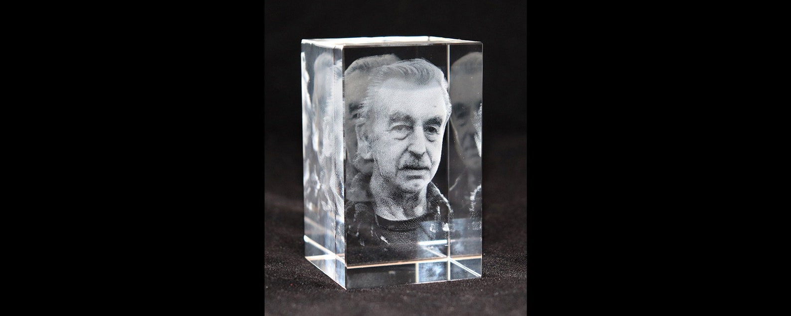 3D Photo Crystal Small 60x40x40mm Personalised Lasered Block - Etsy