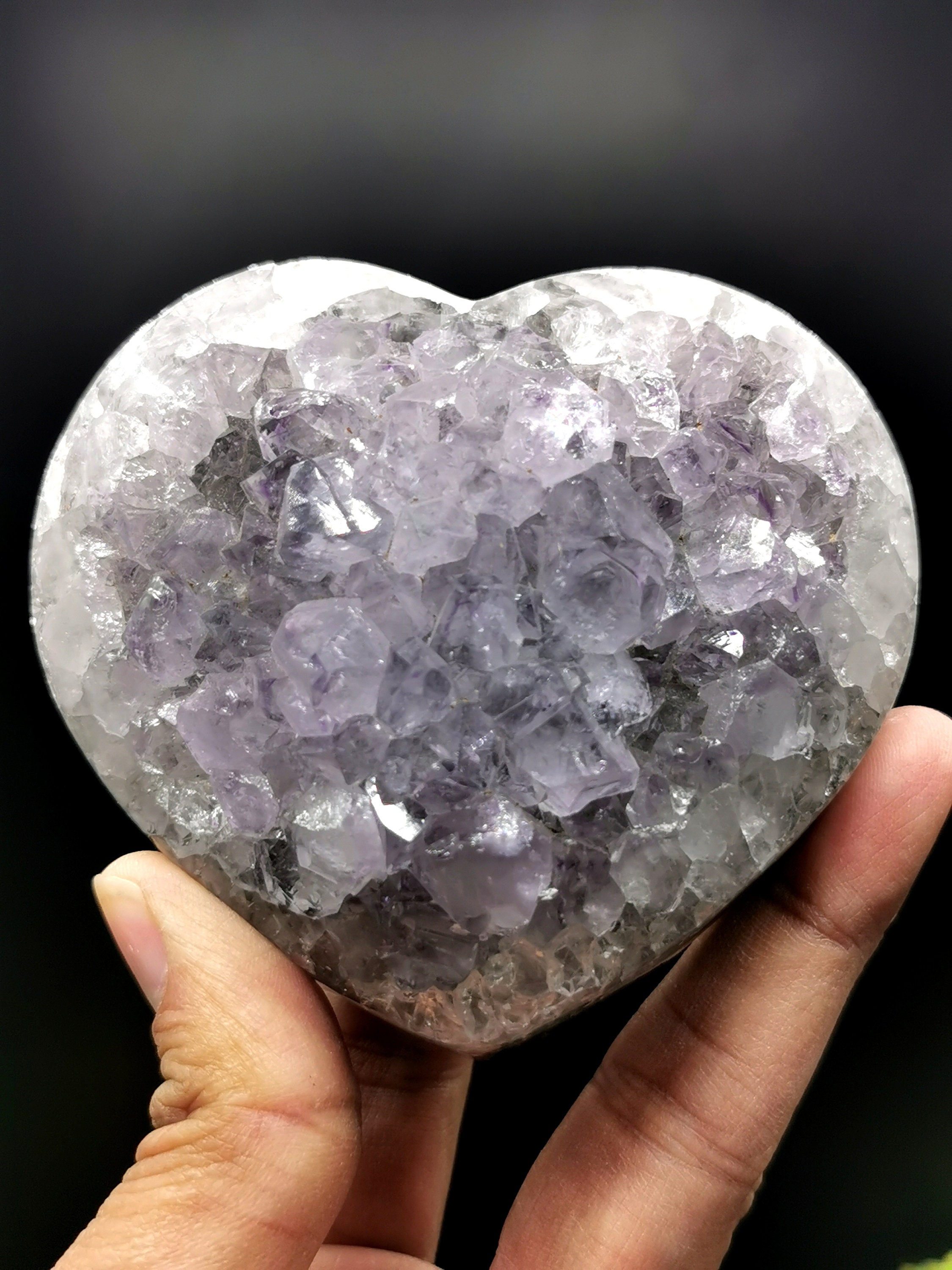 Large Amethyst Heart-shaped Geode Cluster - Etsy