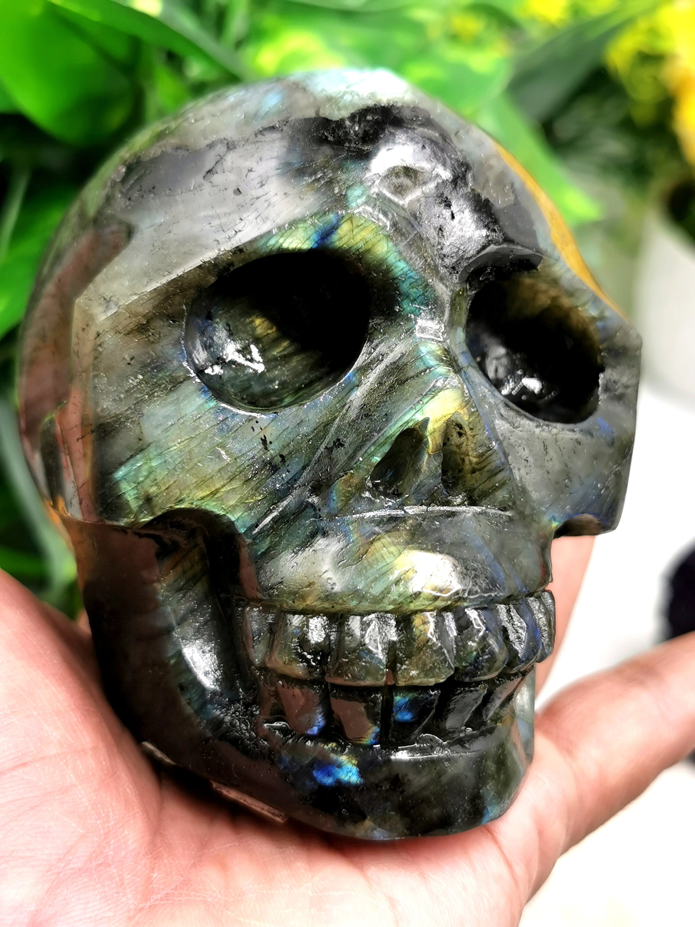 Awesome hand carved natural labradorite skull with blue flash | Etsy