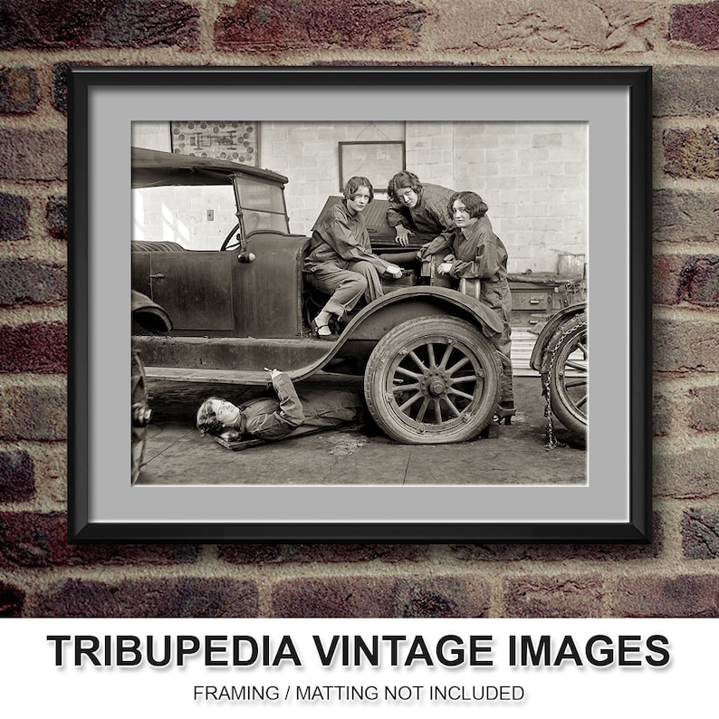 1920s Female Mechanics Photograph – Central High School Auto Shop Print ...