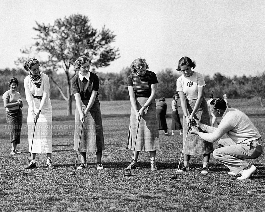 Vintage 1940s Golf Photo Print Country Club Women’s Golf Lesson Group ...