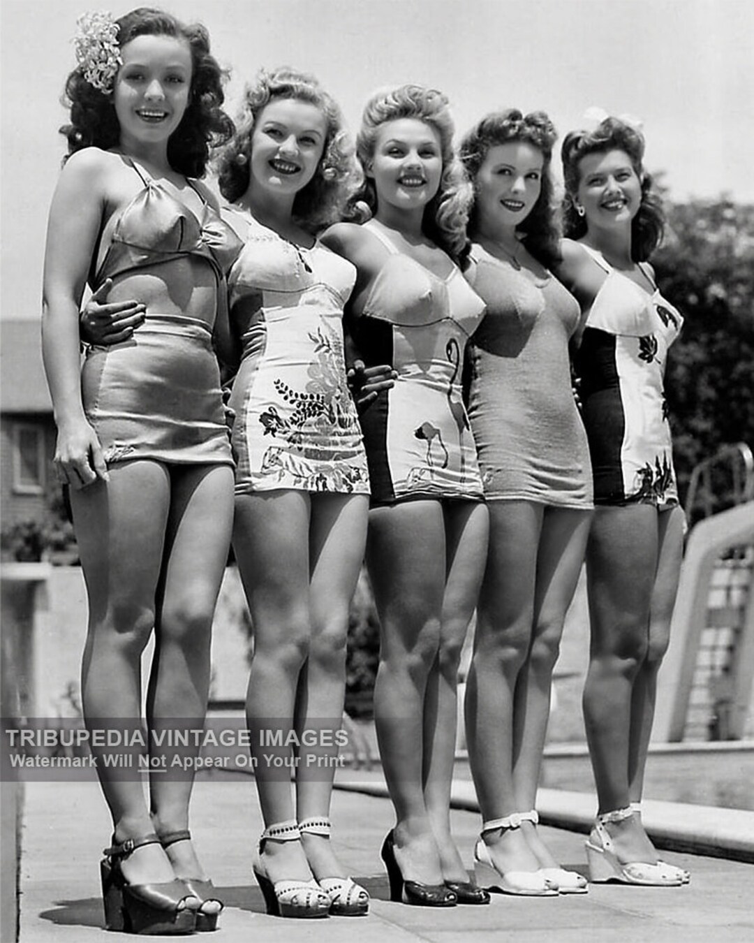 1940s Photo Beautiful Hollywood Actresses Modeling Swimsuits Photo Mary 1940s Photo Beautiful Hollywood Actresses Modeling Swimsuits Photo Mary