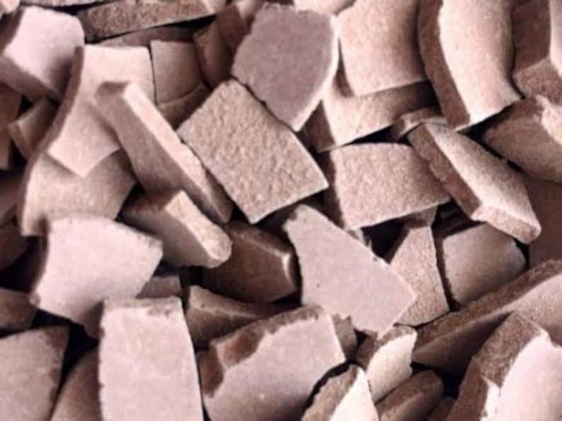 RED Edible CLAY Chunks Natural, 100 Gm (4 Oz) - 9 Kg (20 Lb) - Buy in ...