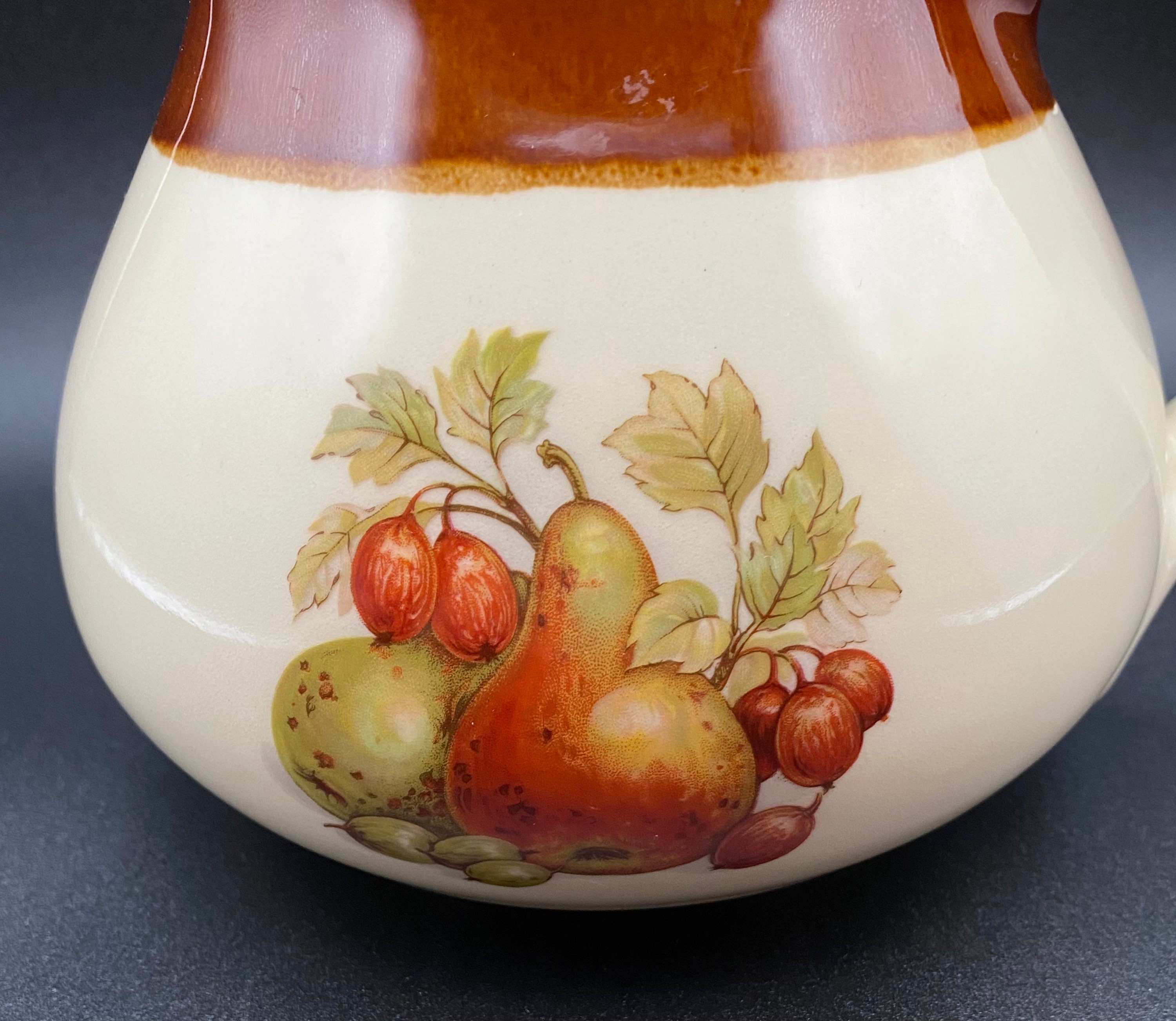Vintage Mccoy Pottery 7525 Fruit Festival Apple and Berry Beverage ...