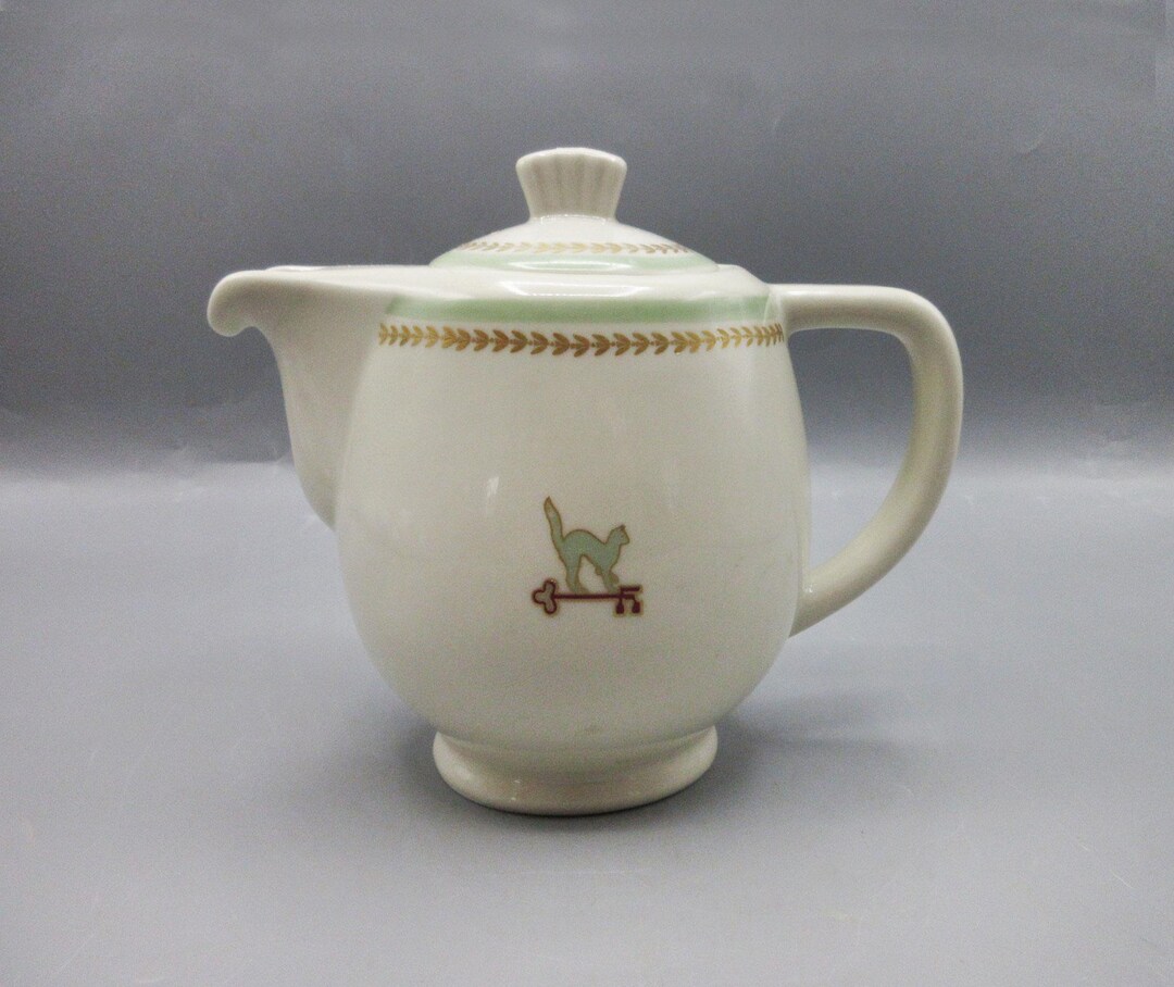 Vintage CAT CAY Yacht Club Bahamas 24 Oz Coffeepot Cat Key Logo Sweden ...