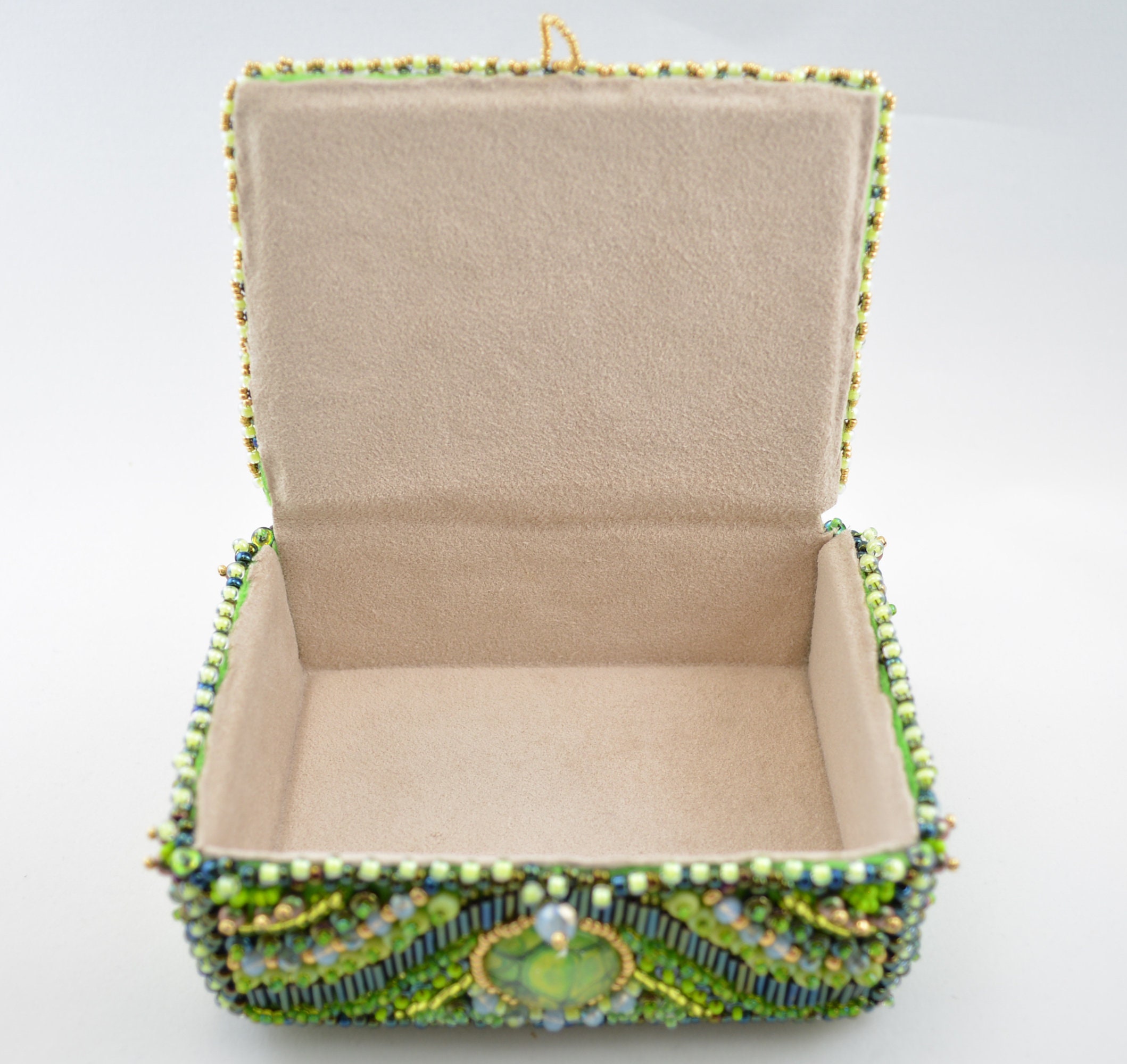 Beaded Jewelry Box Tutorial, Green & Gold, 3D Bead Embroidery Design ...