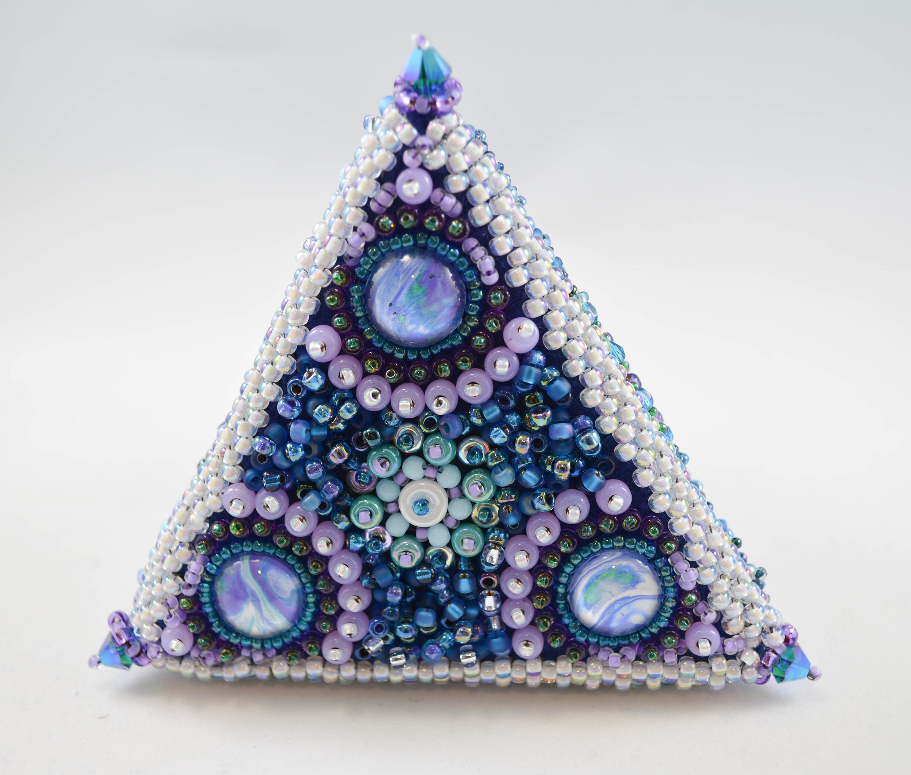 Tutorial for 3D Bead Embroidery Pyramid Designed by the - Etsy