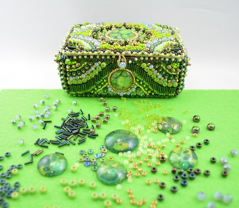 Beaded Jewelry Box Tutorial, Green & Gold, 3D Bead Embroidery Design ...