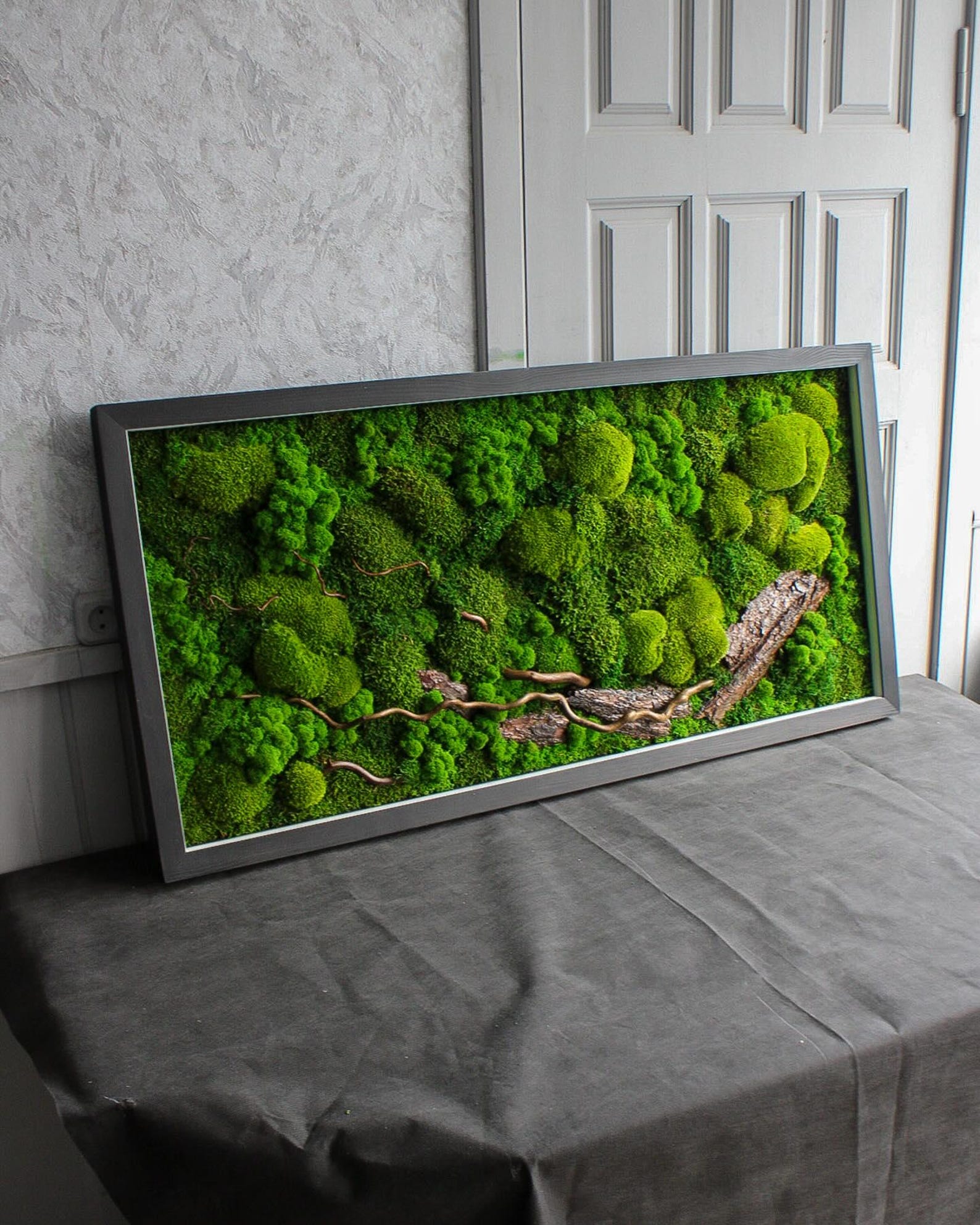 Illuminated Preserved Moss Wall Art With LED Lighting, Eco-friendly ...