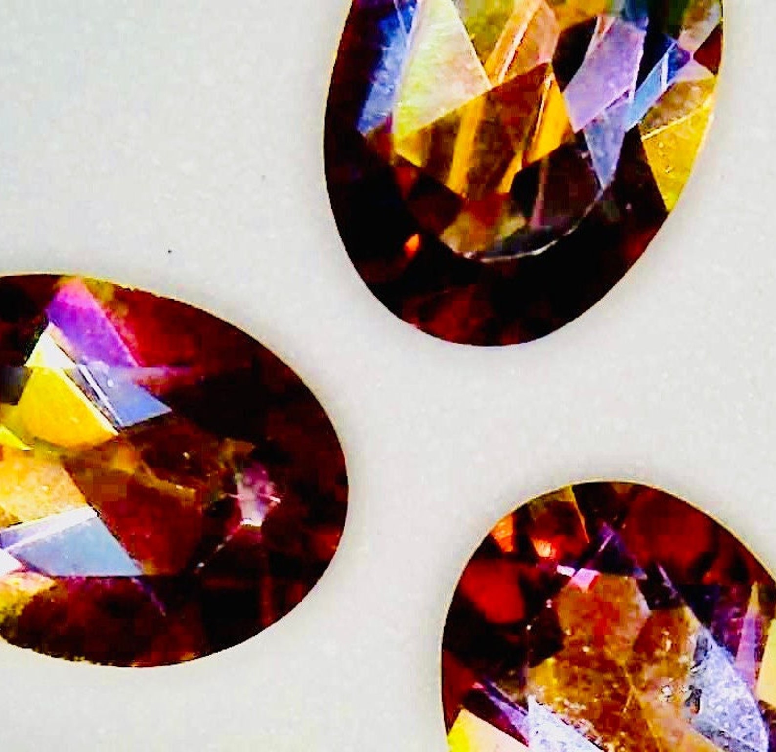 Northern Lights, Mystic Quartz, Flashes of Multi Colors, Purple, Green ...