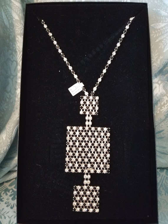 Vintage Princess Amanda Black and White Rhinestone Ne… - Gem