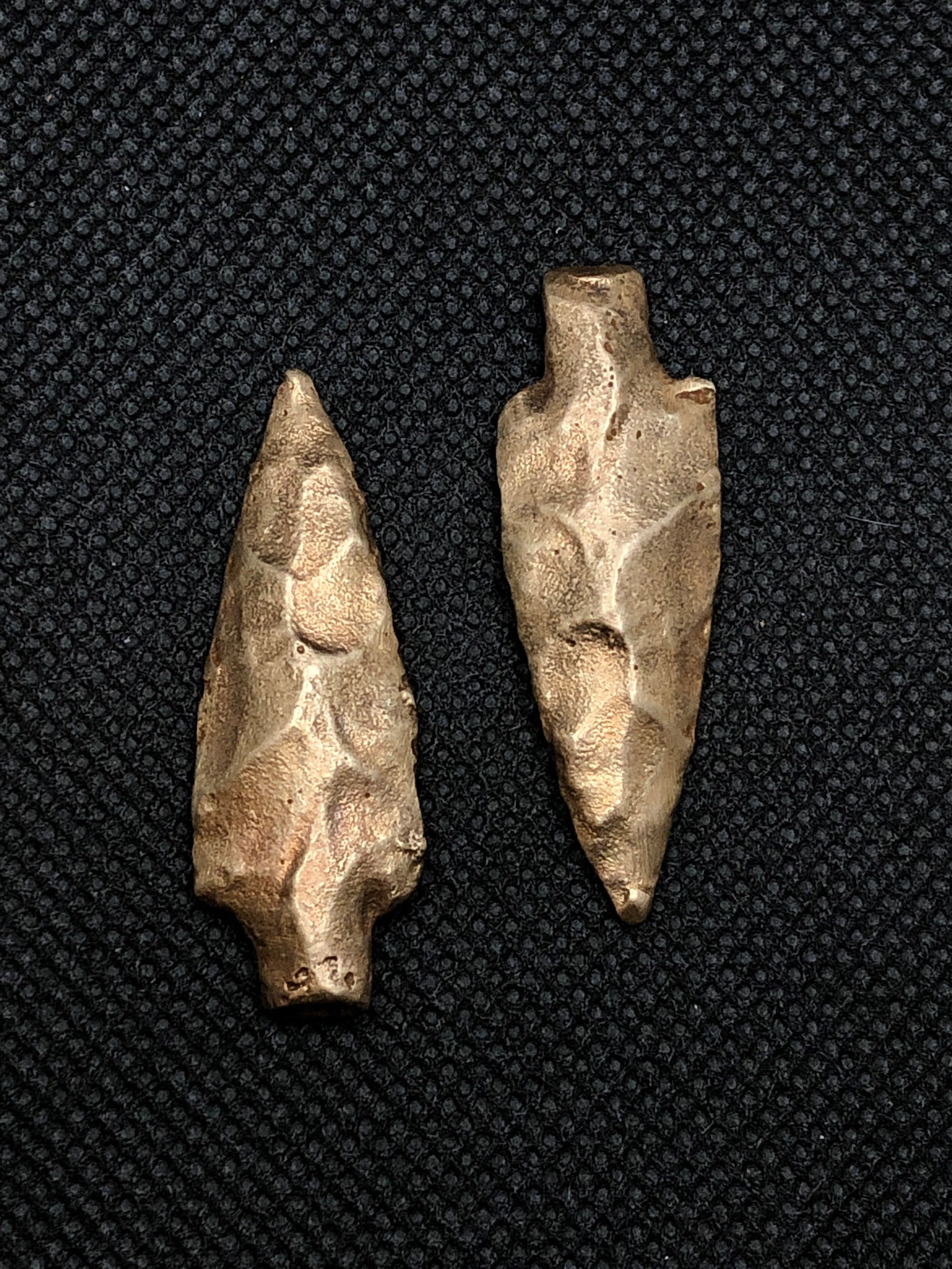 Small Pair of Bronze Arrowheads Raw Polished Sand Cast for Jewelry ...
