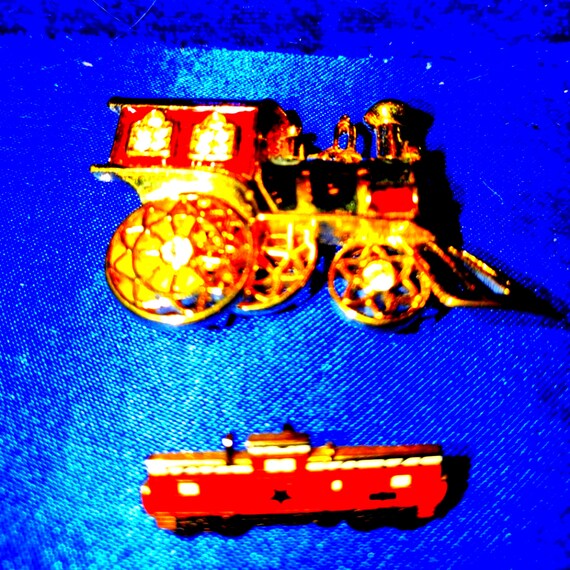 Vintage Avon Smithsonian Locomotive Train and Small Lapel Pin | Etsy