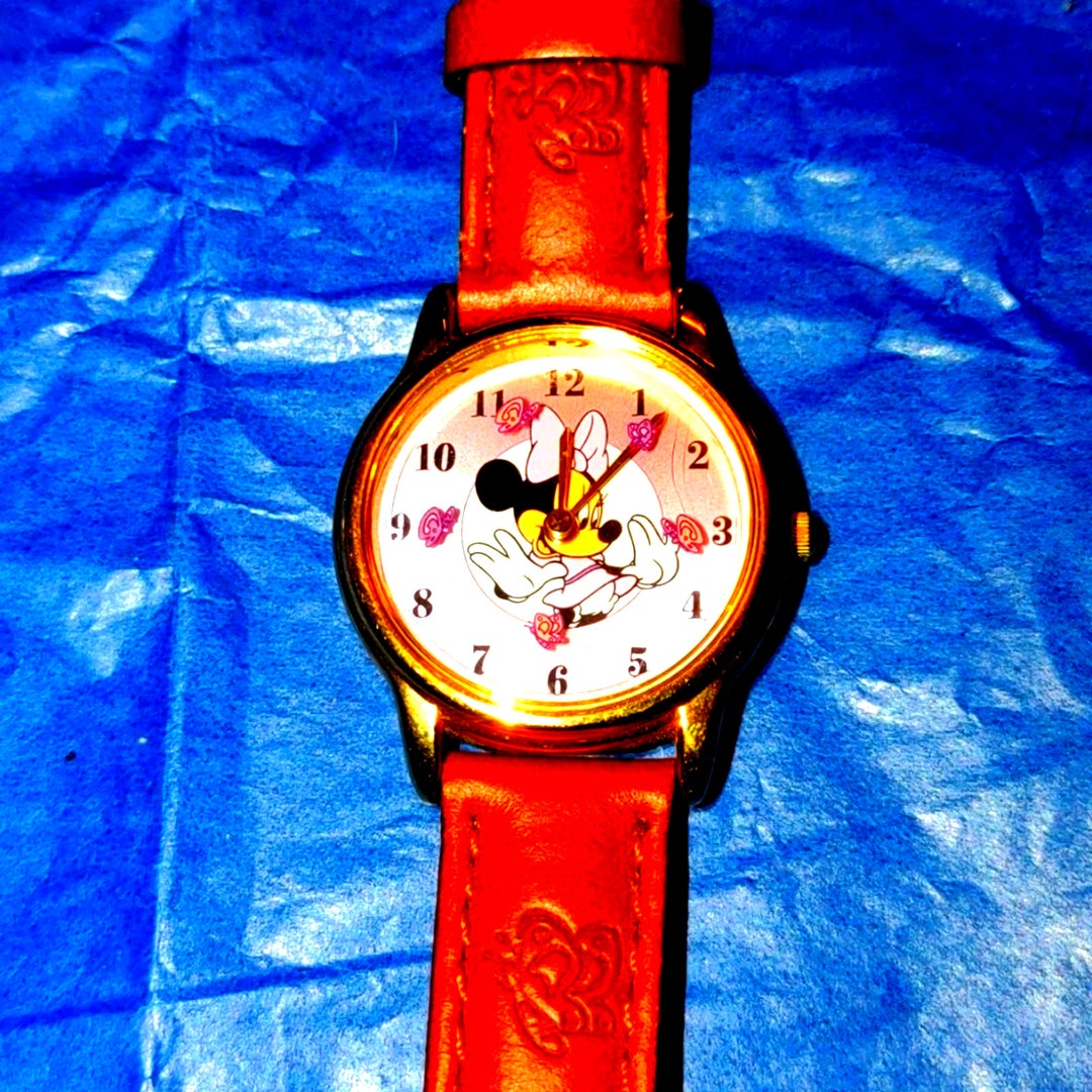 Beautiful Nwot Vintage Minnie Mouse Watch - Etsy