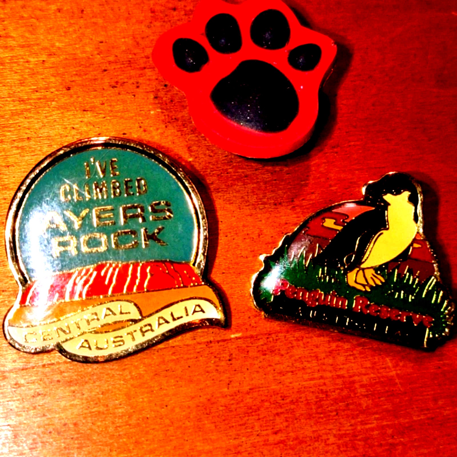 3 Vintage Pins FROM Australia - Etsy UK