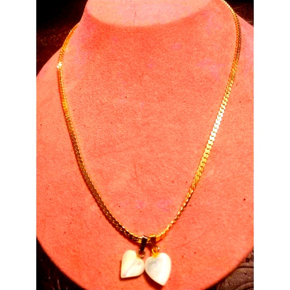 Alabaster Gold Chainheart Necklace - Etsy