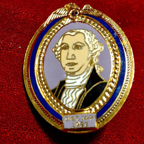 Vintage George Washington Lions Club pin~district 14r… - Gem
