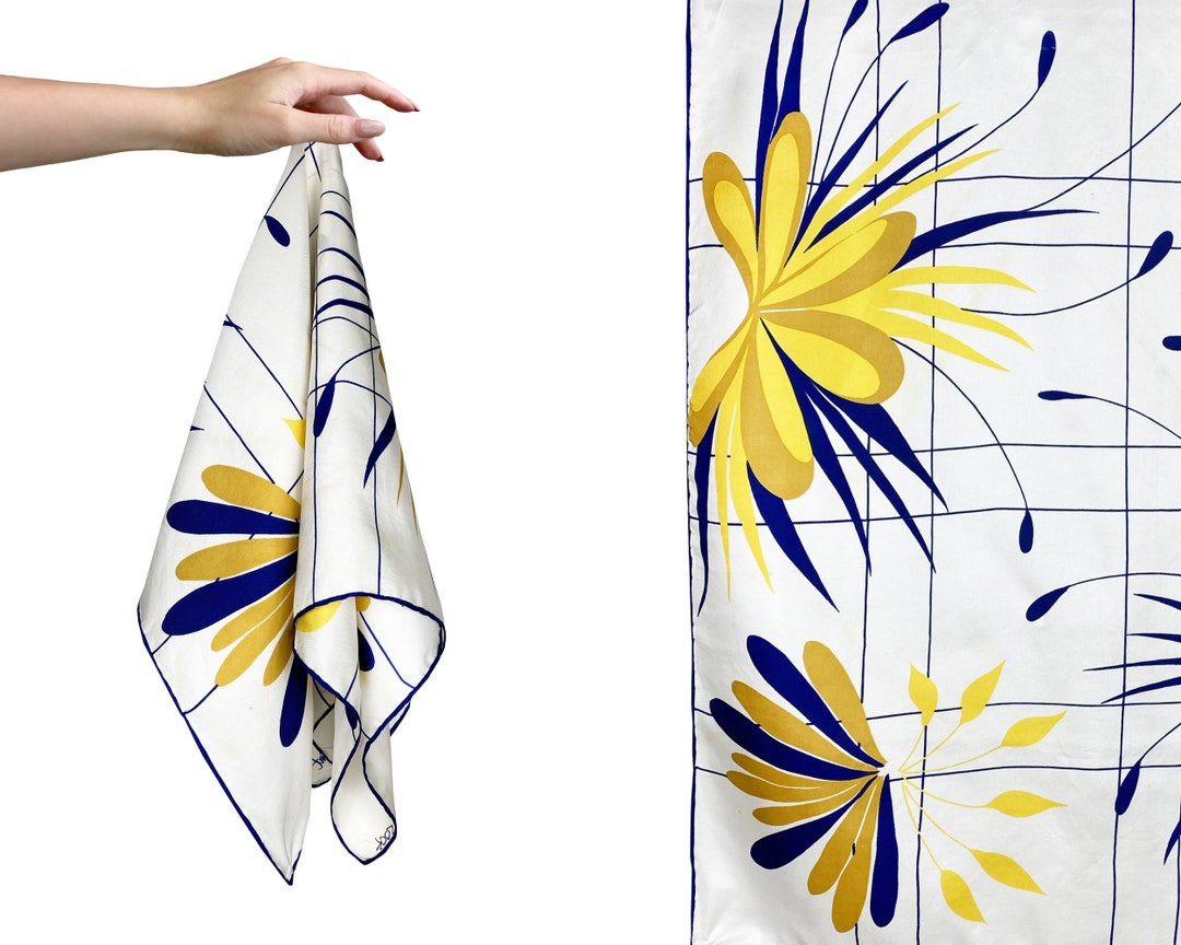 Vintage 1960s Scarf by Patricia Dumont 60s Square Floral Scarf - Etsy