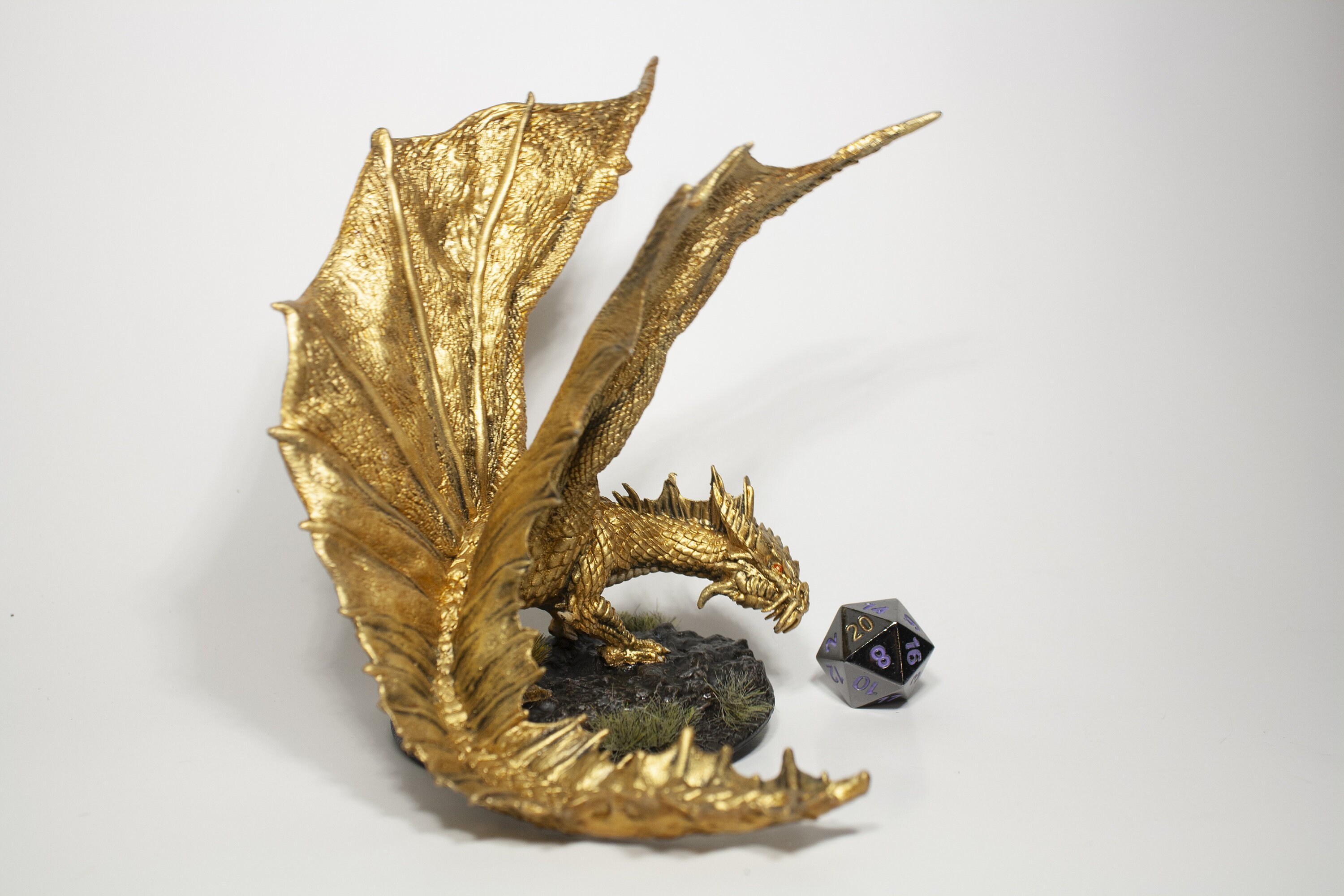 Young Gold Dragon Custom Painted D&D Mini | Etsy