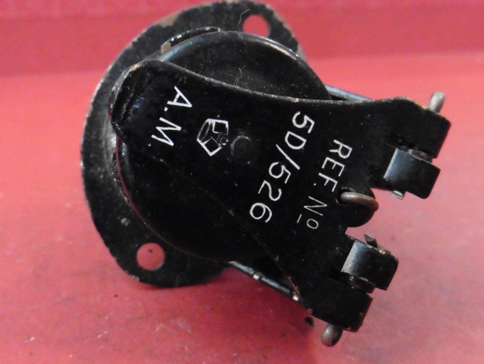 WW2 RAF Aircraft Armament Bomb Rack Socket - Air Ministry Ref. 5D/526 ...