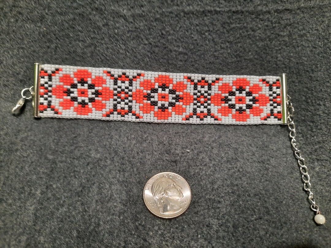 Red Flowers Bead Loom Bracelet - Etsy