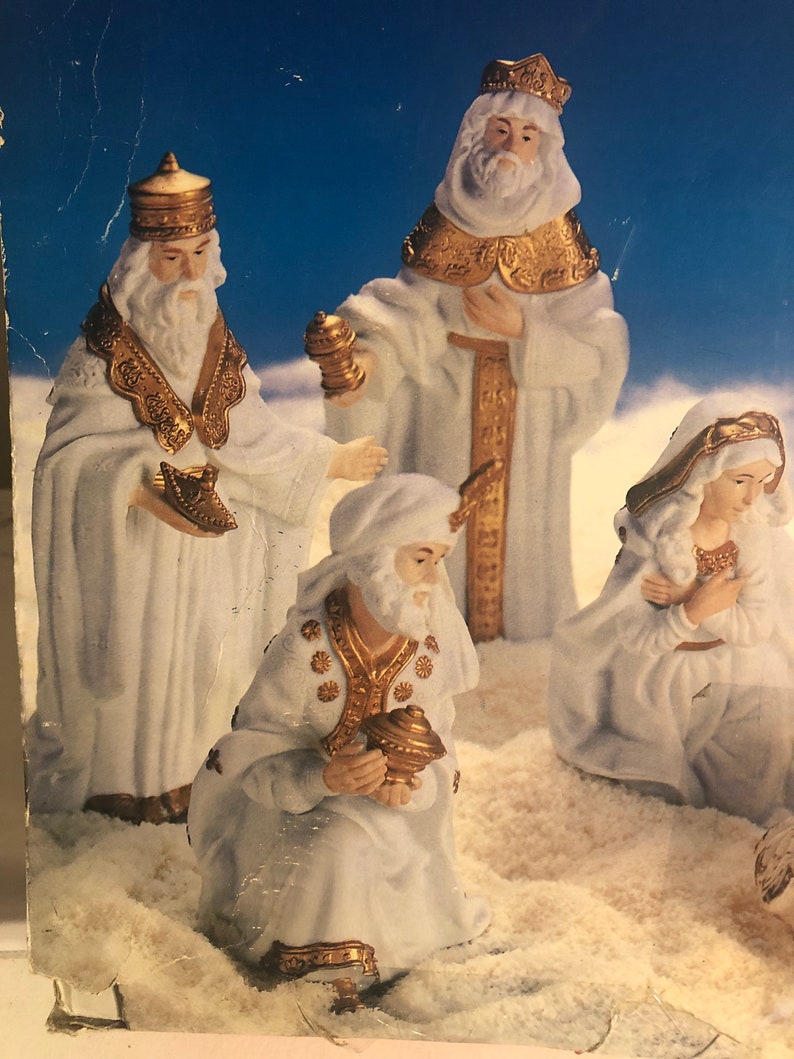 Nativity Gold Color Accents Set 8 Pieces Porcelain Christmas Religious ...