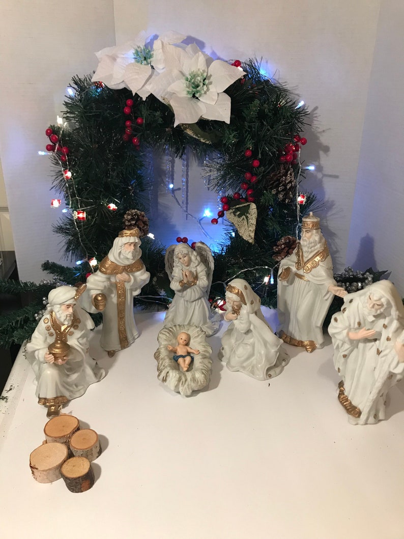 Nativity Gold Color Accents Set 8 Pieces Porcelain Christmas Religious ...