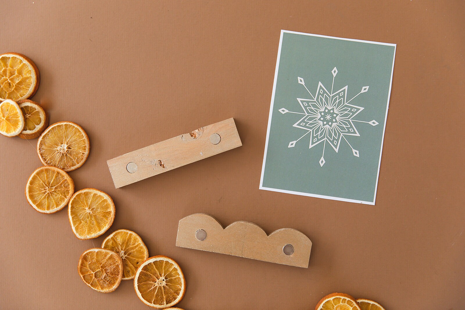 Sienna Photo Stand Magnetic Photo Display Shelf Photo - Etsy