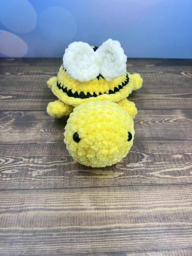 Bumble Bee Decor, Crochet Turtle Plushie, Bee Stuffed Animal, Birthday ...