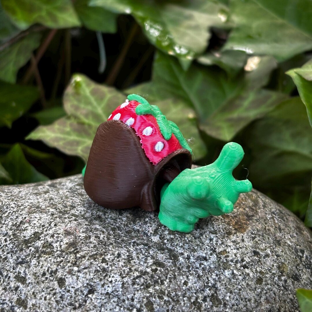 3D Printed Tiny Chocolate Strawberry Snail Fidget | Valentine Love ...