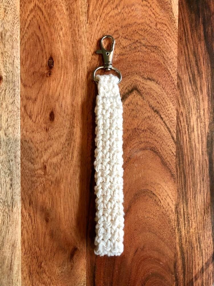 Crochet Wrist Strap Keychain Pattern - Etsy