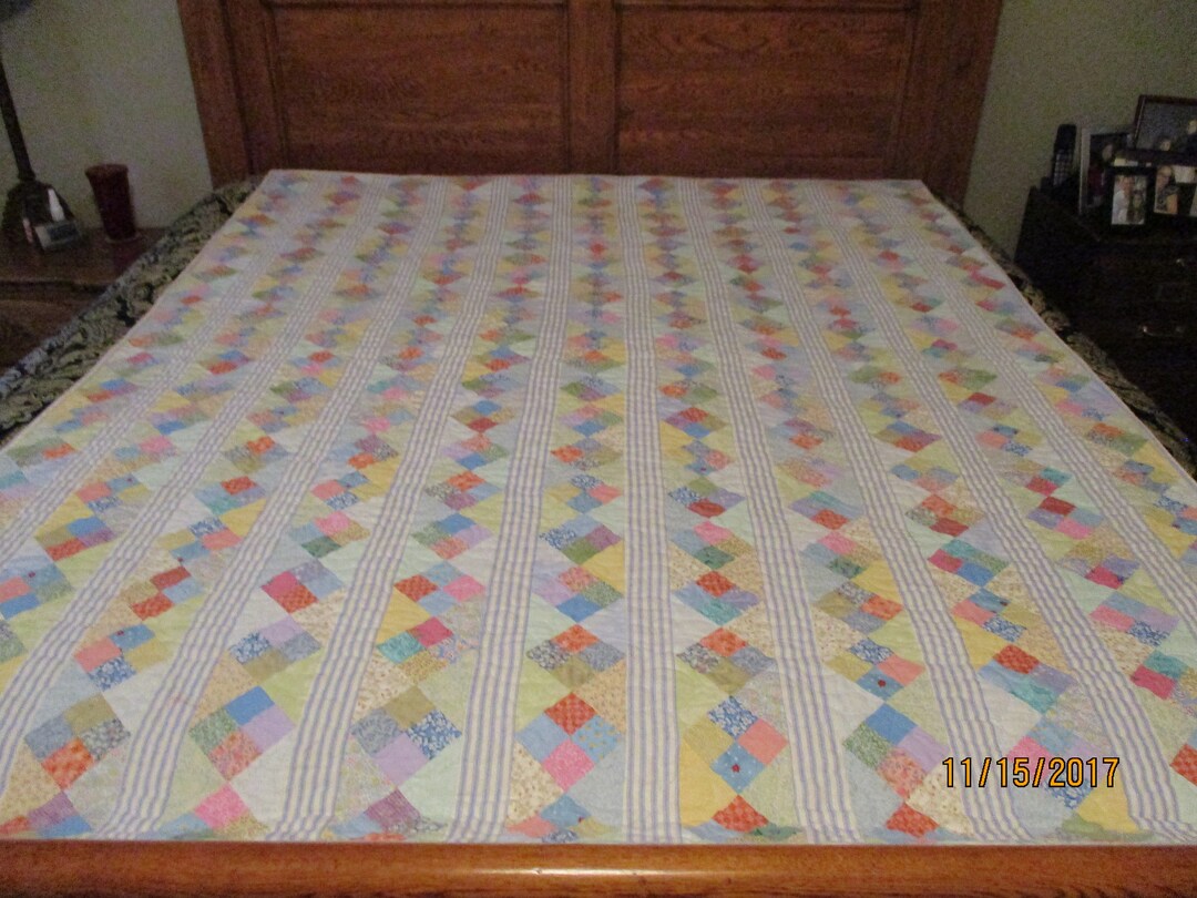 Candy Stripe Quilt - Etsy
