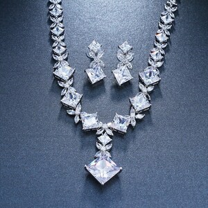Royal Luxury Set Silver Cubic Zirconia Bridal Necklace Set - Etsy