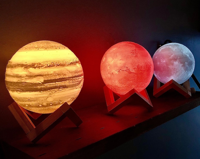 Planet Lamps With 16 Colors (real Space Data Images) - Remote and Stand ...