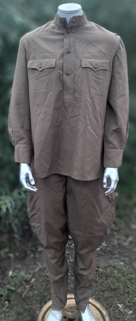 soviet military uniform red - Gem