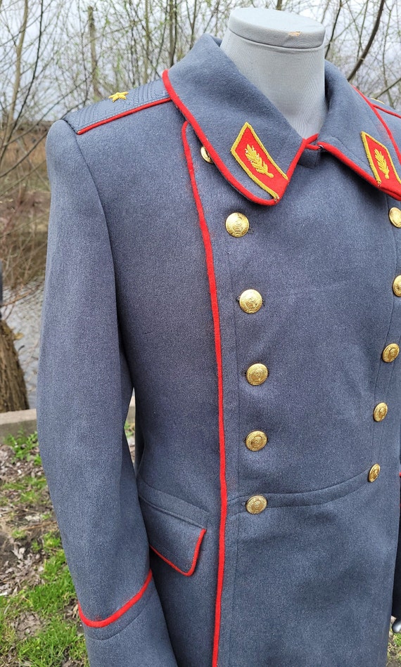 Rare military woolen coat with shoulder straps Genera… - Gem