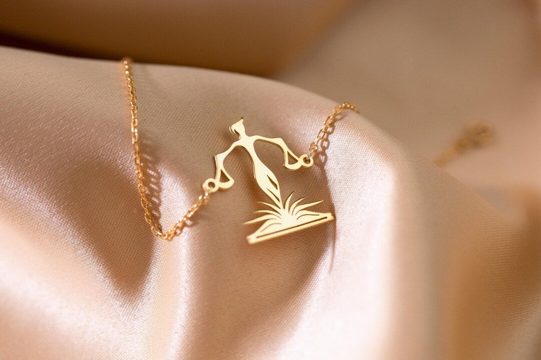 14K Solid Gold Law Scales of Justice Bracelet, Lawyer Graduation Gift ...