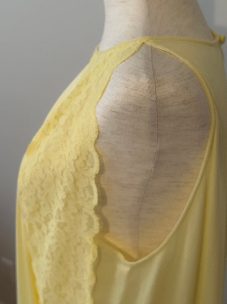 1970s Beautiful Yellow Negligee With Lace Panel Inserts - Etsy