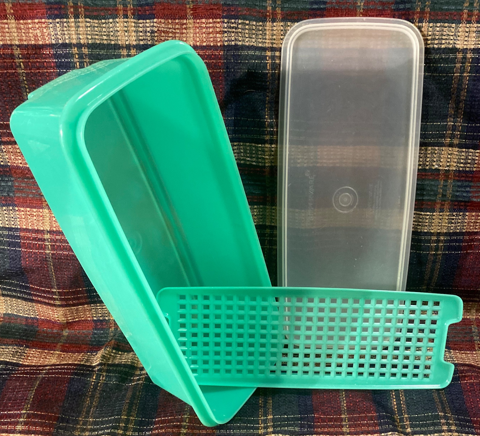 Vintage Tupperware Large Jadeite Easy Crisp Vegetable Crisper Keeper ...