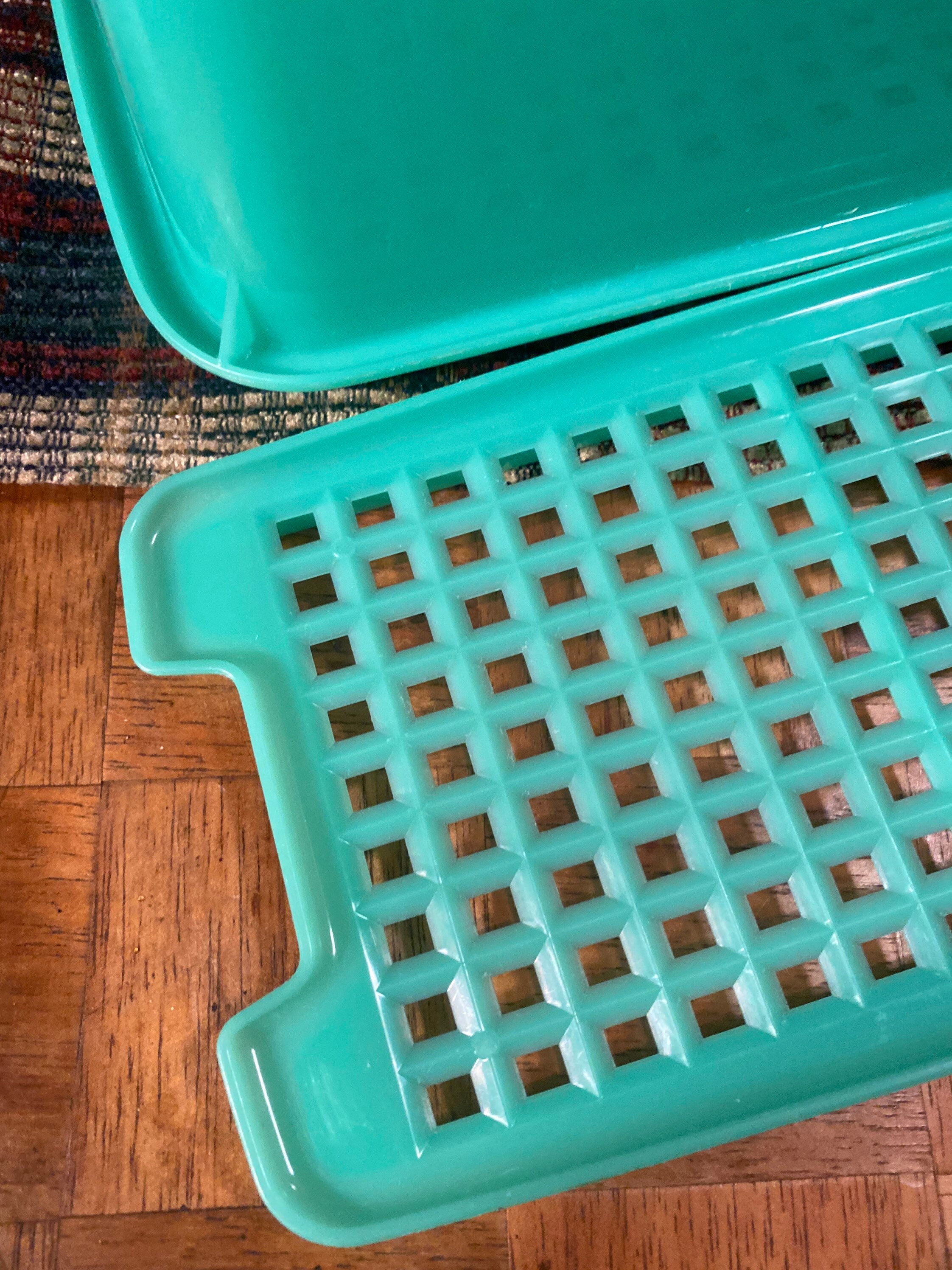 Vintage Tupperware Large Jadeite Easy Crisp Vegetable Crisper Keeper ...