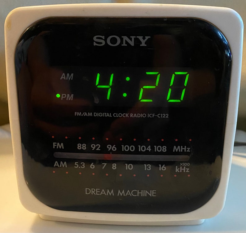 Vintage Sony Dream Machine AM/FM Radio Digital Alarm Clock Model ICF ...
