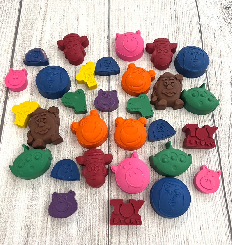 Toy Story Crayons. Kids Party Favors. Gift Set. Personalized. - Etsy